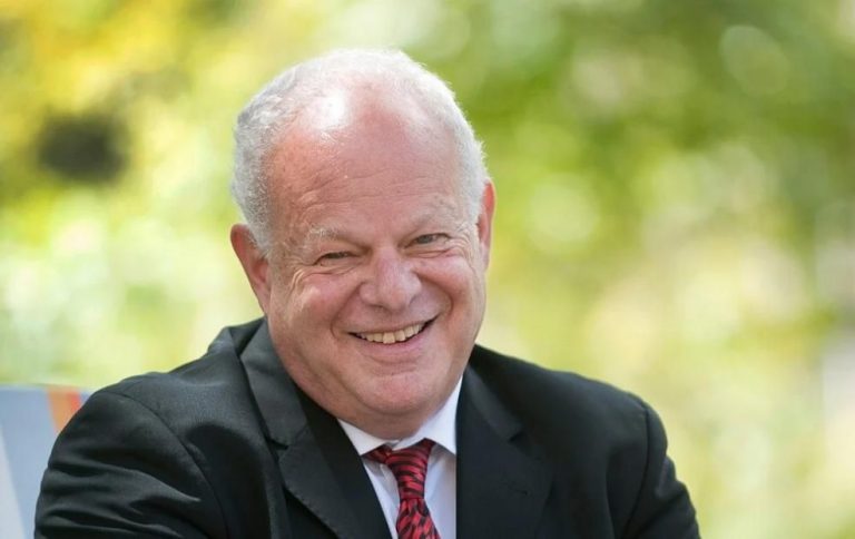 Martin Seligman, precursor da Psicologia Positiva – (En)Cena – A Saúde ...