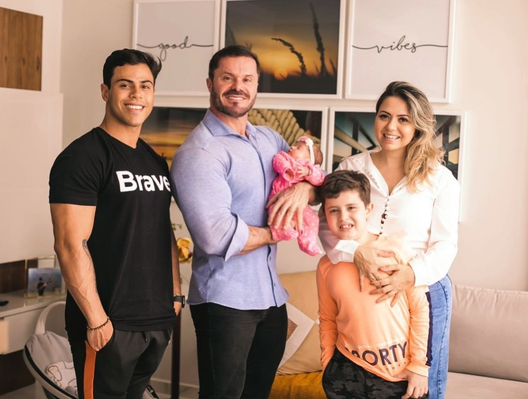 Renato Cariani: a jornada de um fisiculturista – (En)Cena – A Saúde ...